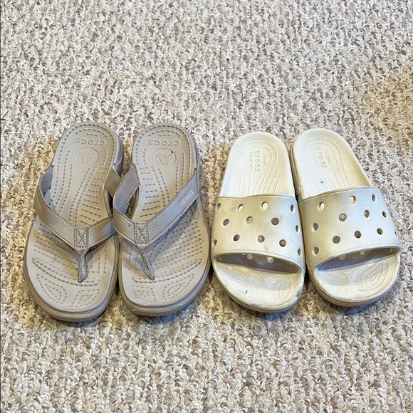 CROCS | Shoes | Crocs Beige Women Sandals And Slides | Poshmark
